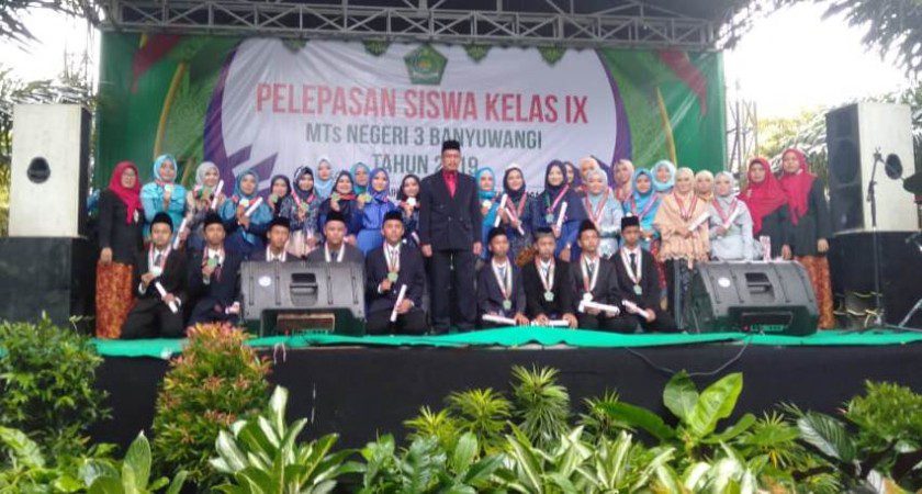 Pelepasan Siswa Kelas 9 - MTsN 3 BANYUWANGI